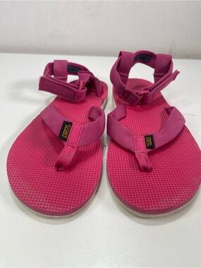 Teva | Shoes | Teva Original Universal Thong Sandals Pink Geometric ...